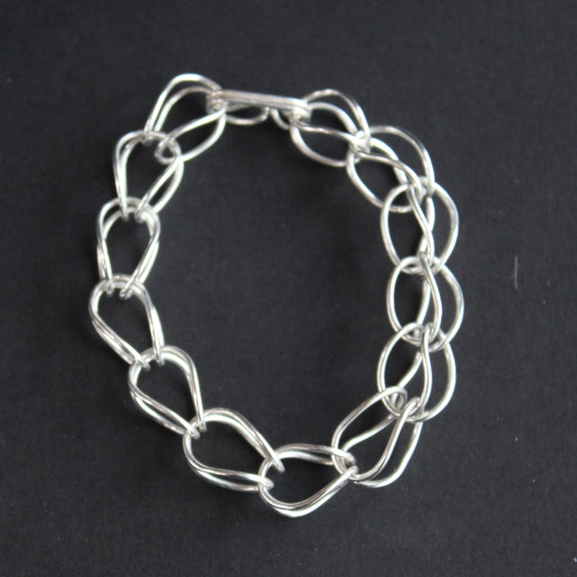Amy Stringer - Loop in Loop bracelet